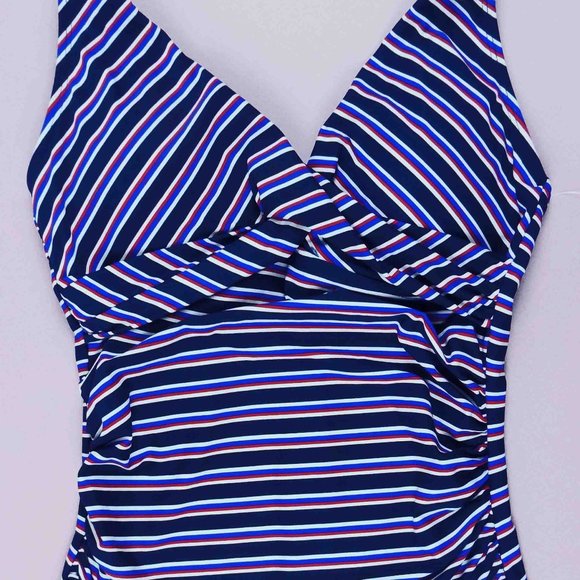 Nip Tuck | Swim | Nip Tuck Swim Multicup Bra Bathing Suit Nwt | Poshmark